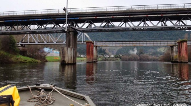 Report# 082 - Snap-shot survey of Waipa River and Waikato Region of ...